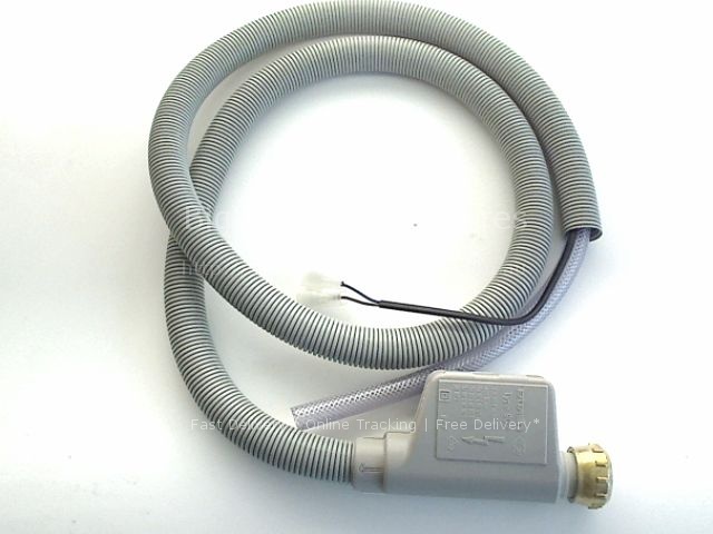hose assembly inlet includes valve | BigWarehouse Spares